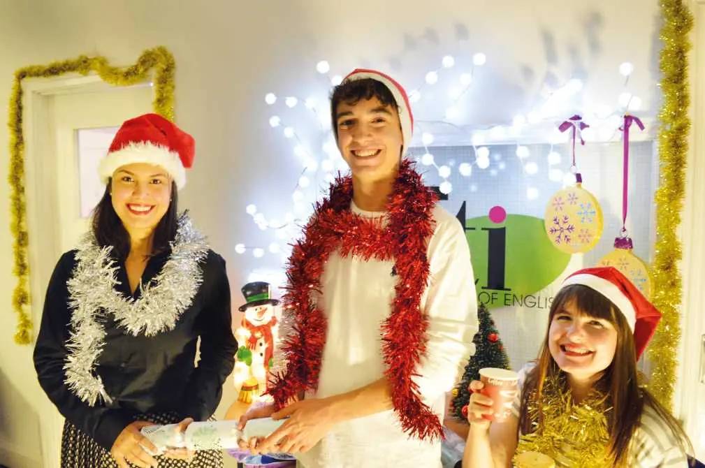 Learn English In London Christmas And New Year Course TopUp Learn English In London Christmas And New Year Course TopUp